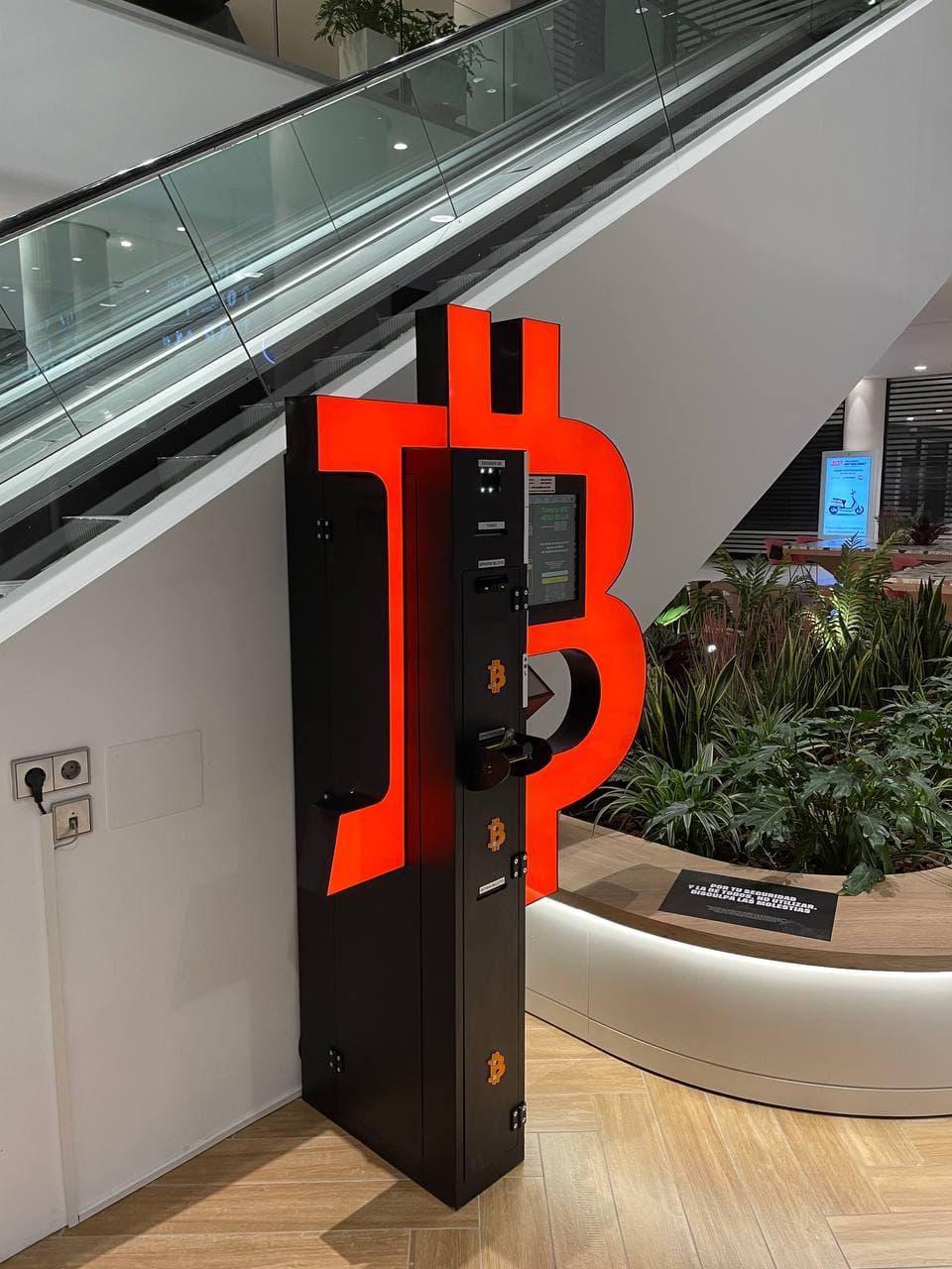 Cajero Bitcoin València - Bitcoin ATMs near me in Spain